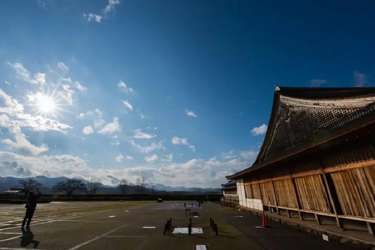 A Stroll Through The 400-Year-Old Castle Town Of Tamba-Sasayama ...